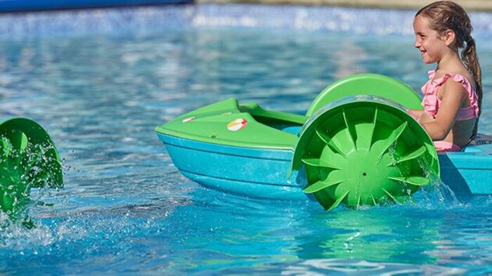 Swimming and pool activities | Woolacombe Bay Holiday Parks